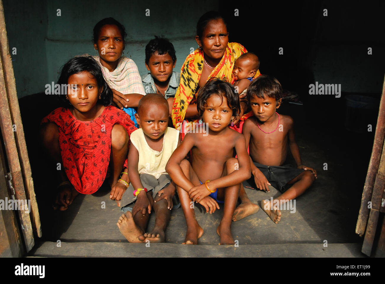 mother with children, Ho tribe, tribal people, Chakradharpur, West ...
