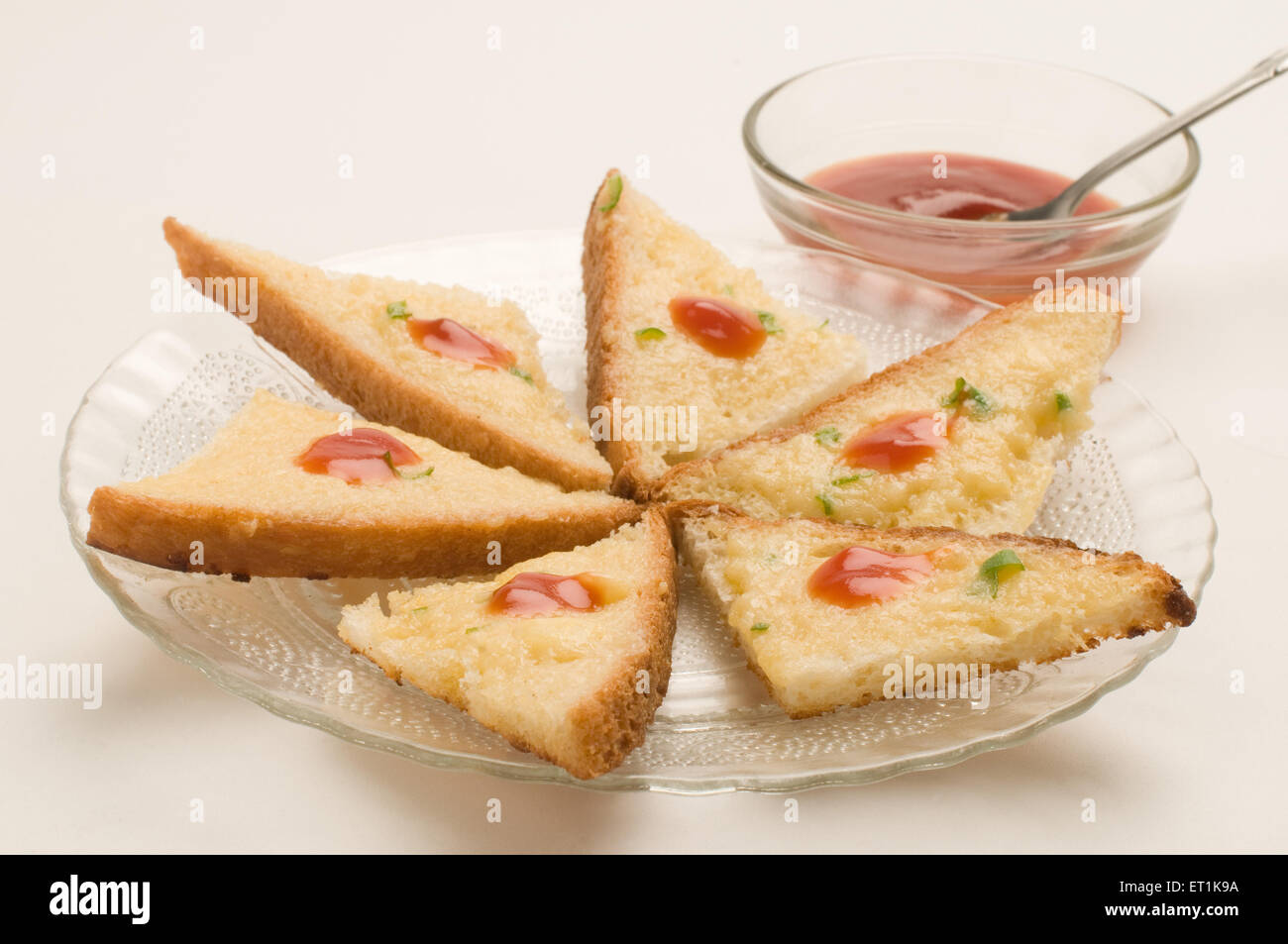 Ketchup bowl hi-res stock photography and images - Alamy