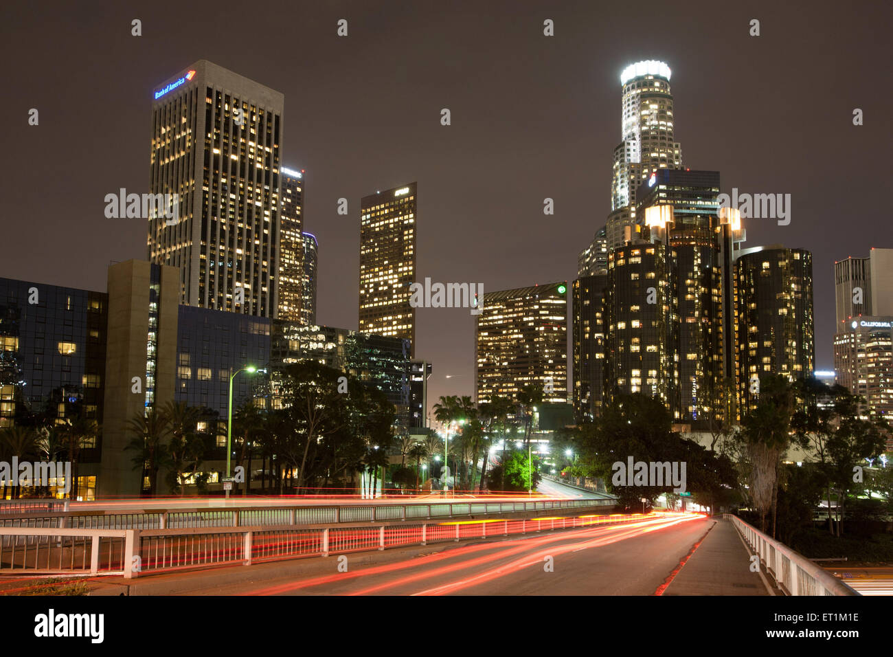 Downtown Los Angeles at night Stock Photo - Alamy