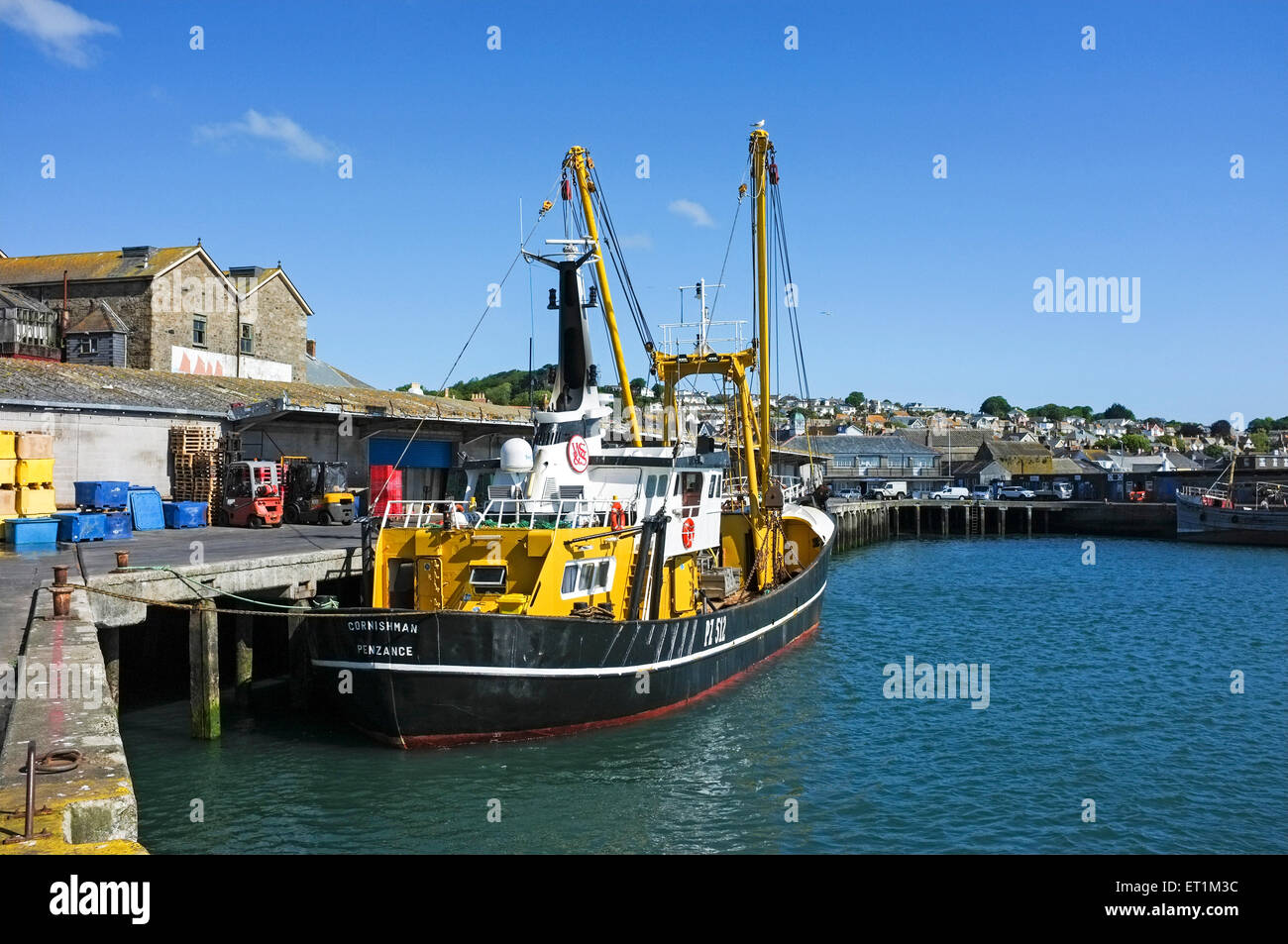 Fishing trawler in dock at Newlyn, Cornwall, UK Stock Photo - Alamy