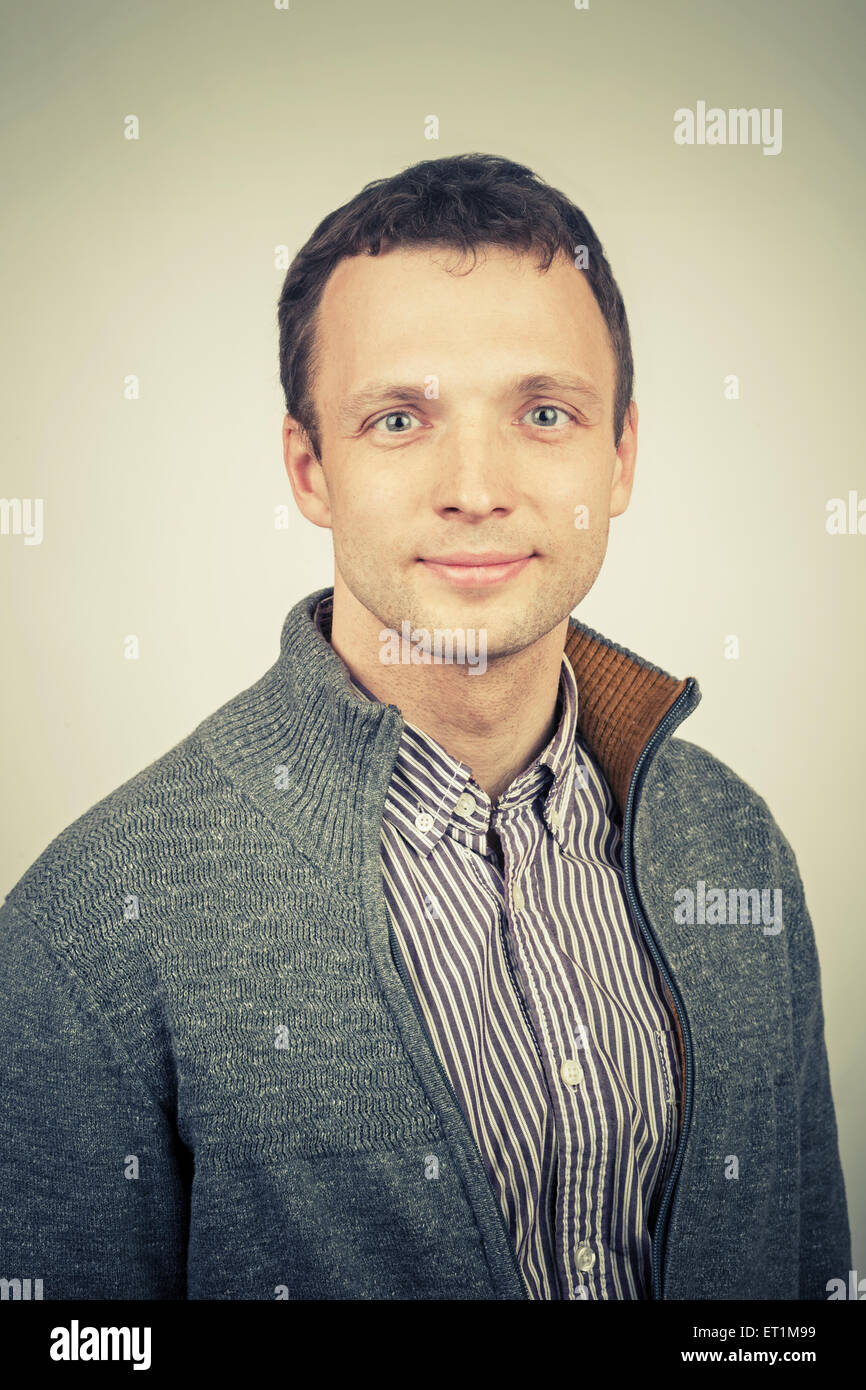 Smiling people young and old people hi-res stock photography and images ...