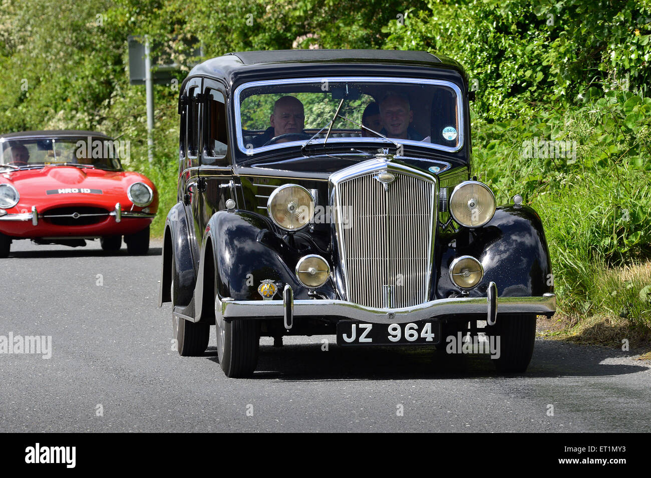1947 Wolseley 18/85 vintage 4-door saloon on country road, Burnfoot ...