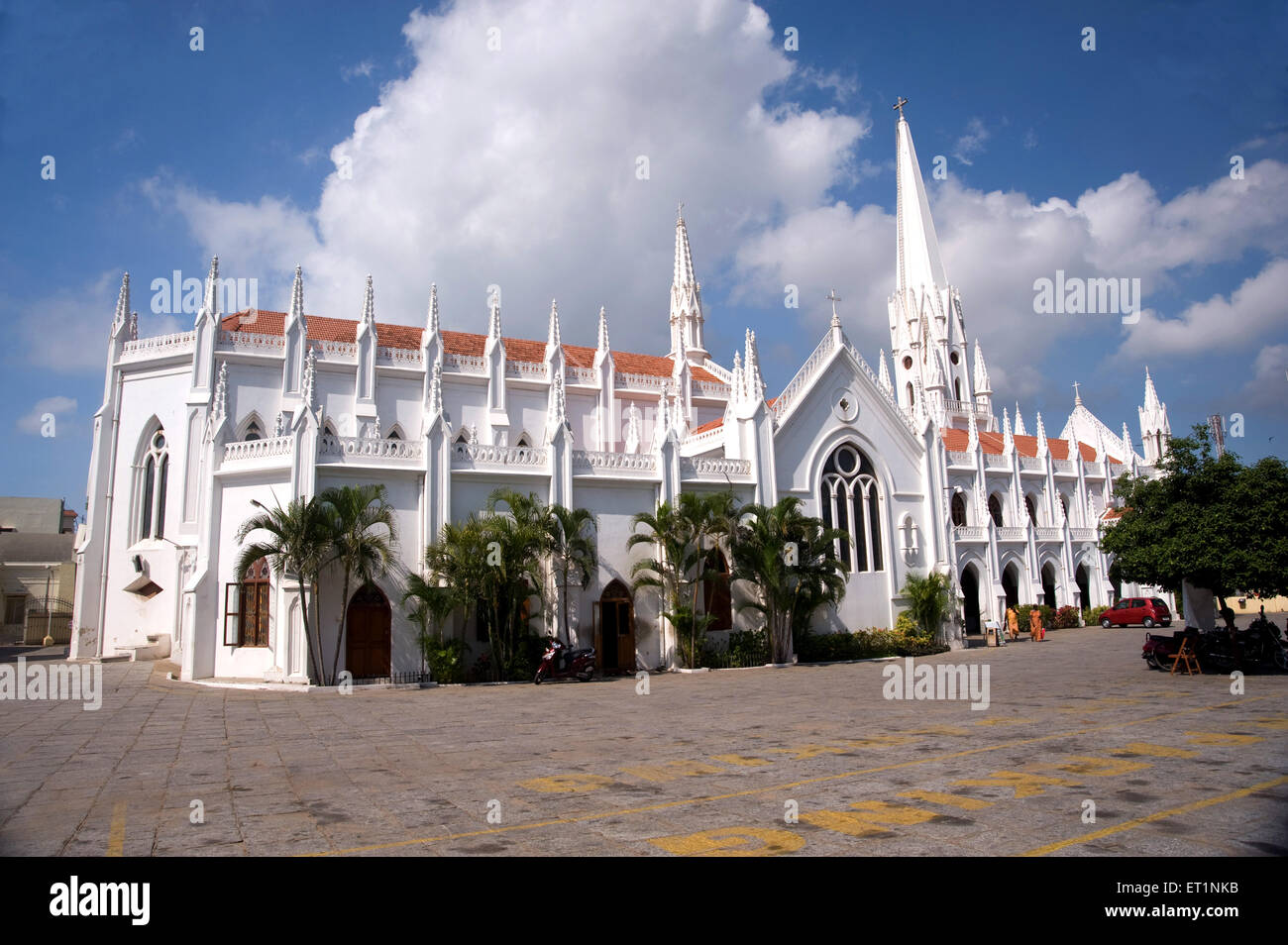 San Thome Cathedral Santhome Cathedral Basilica San Thome Church St ...