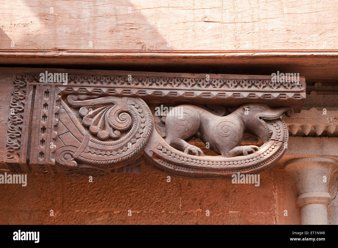 Indian Wood Carving Stock Photos & Indian Wood Carving Stock Images - Alamy