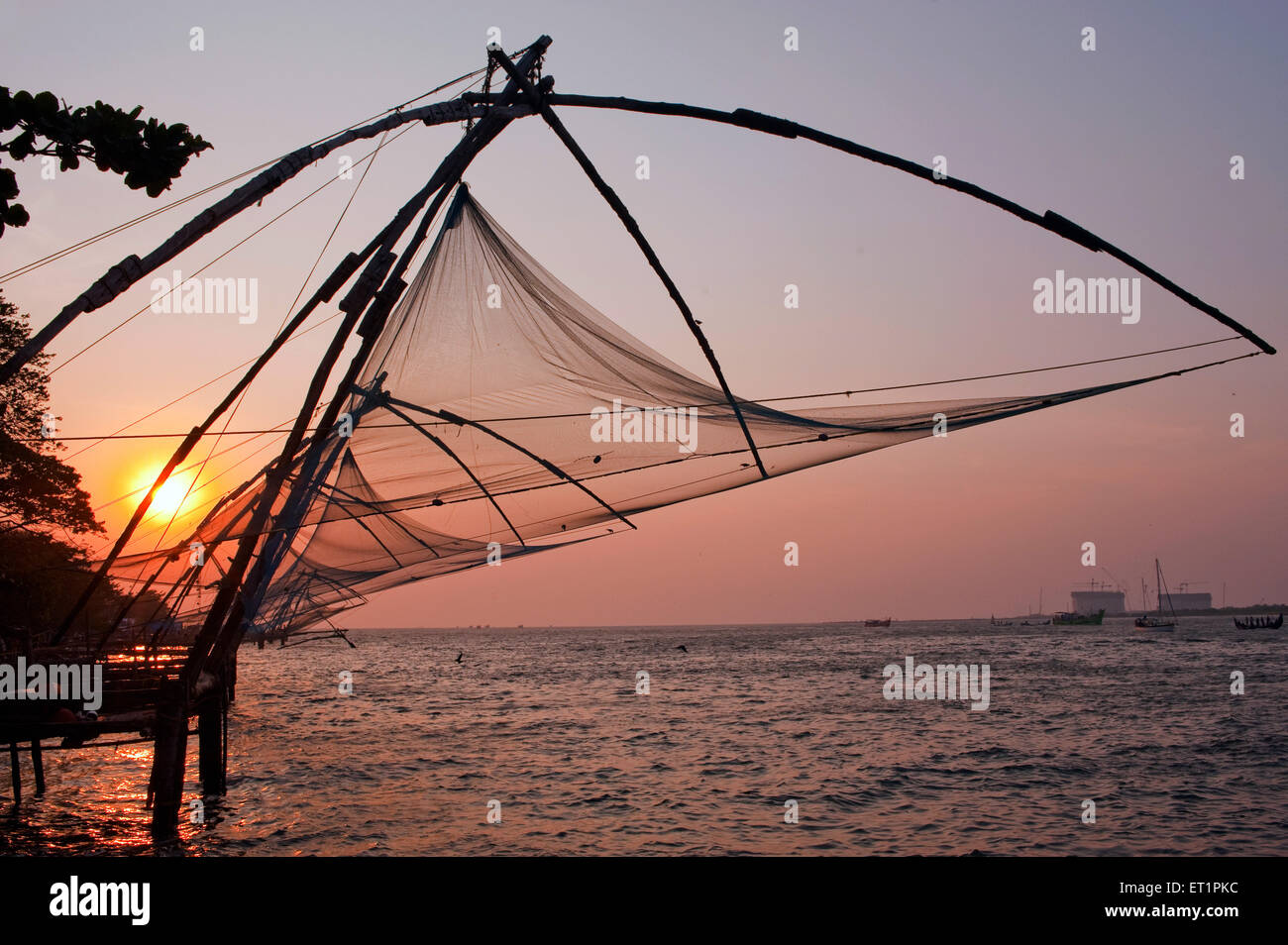 Chinese fishing nets ; Chinese nets ; fishing nets ; Cheena vala ...