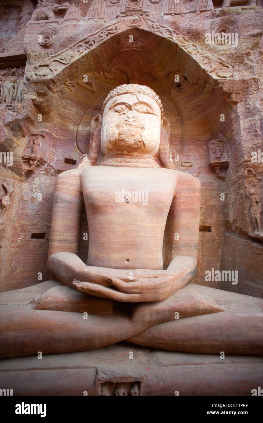 Statue of jain tirthankaras in gwalior fort ; Madhya Pradesh ; India ...