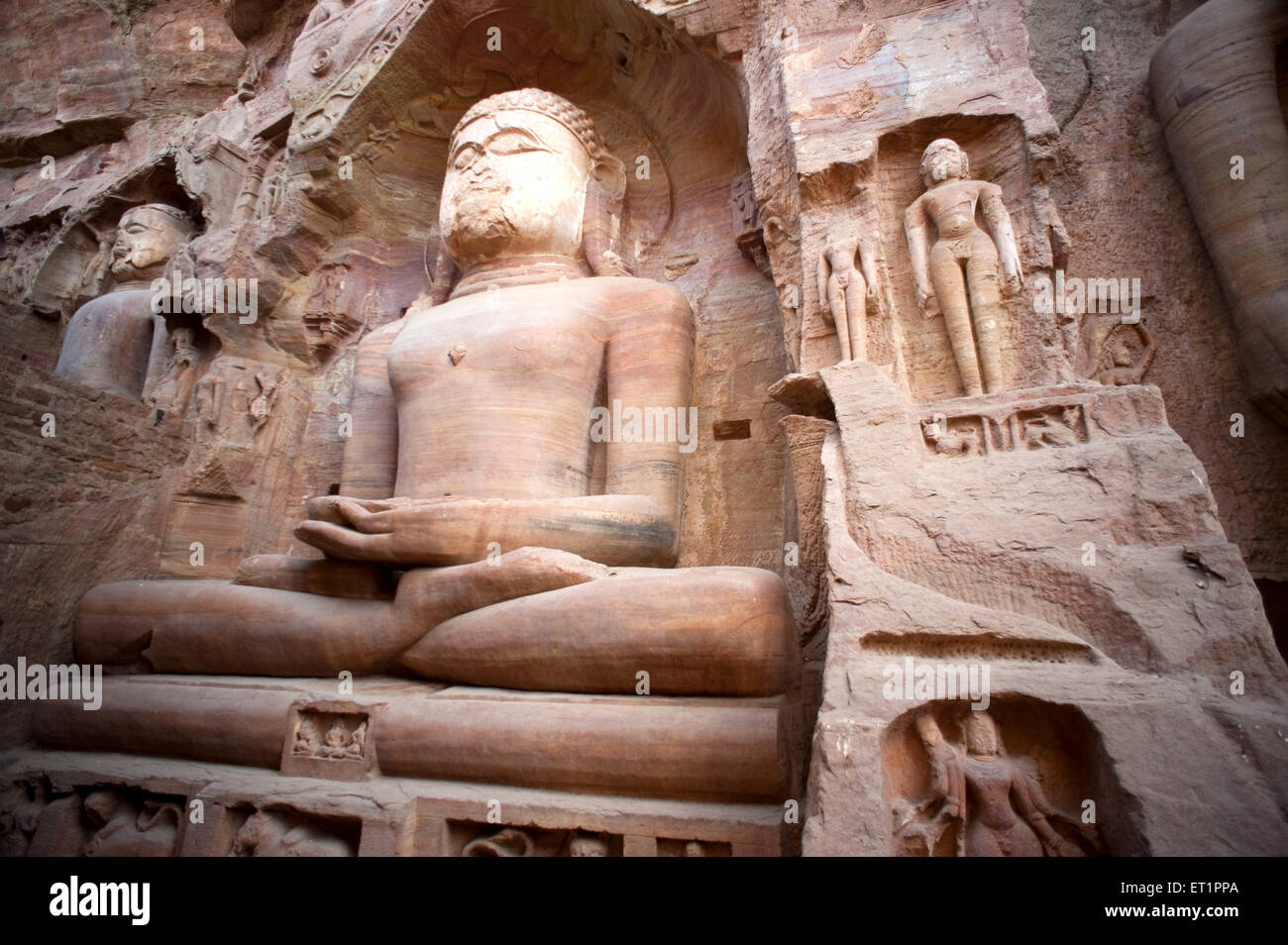 Jain tirthankaras hi-res stock photography and images - Alamy