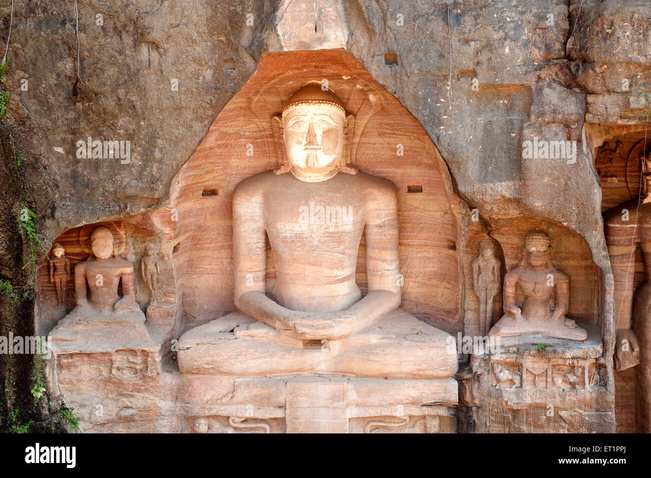 Statue of jain tirthankaras in gwalior fort ; Madhya Pradesh ; India ...