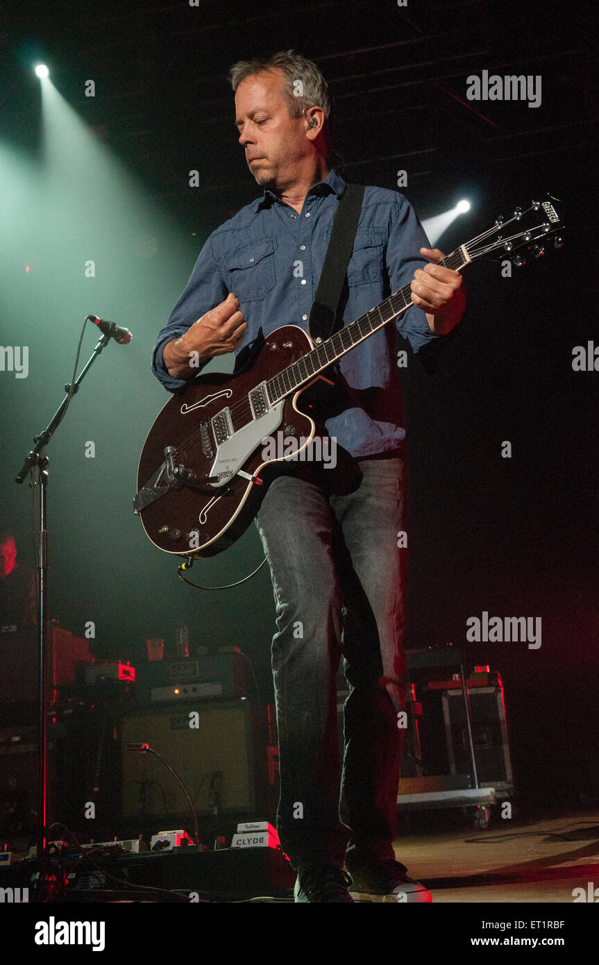 Counting crows band hi-res stock photography and images - Alamy