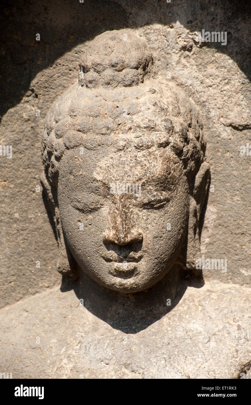 Indian head sculpture carving hi-res stock photography and images - Alamy