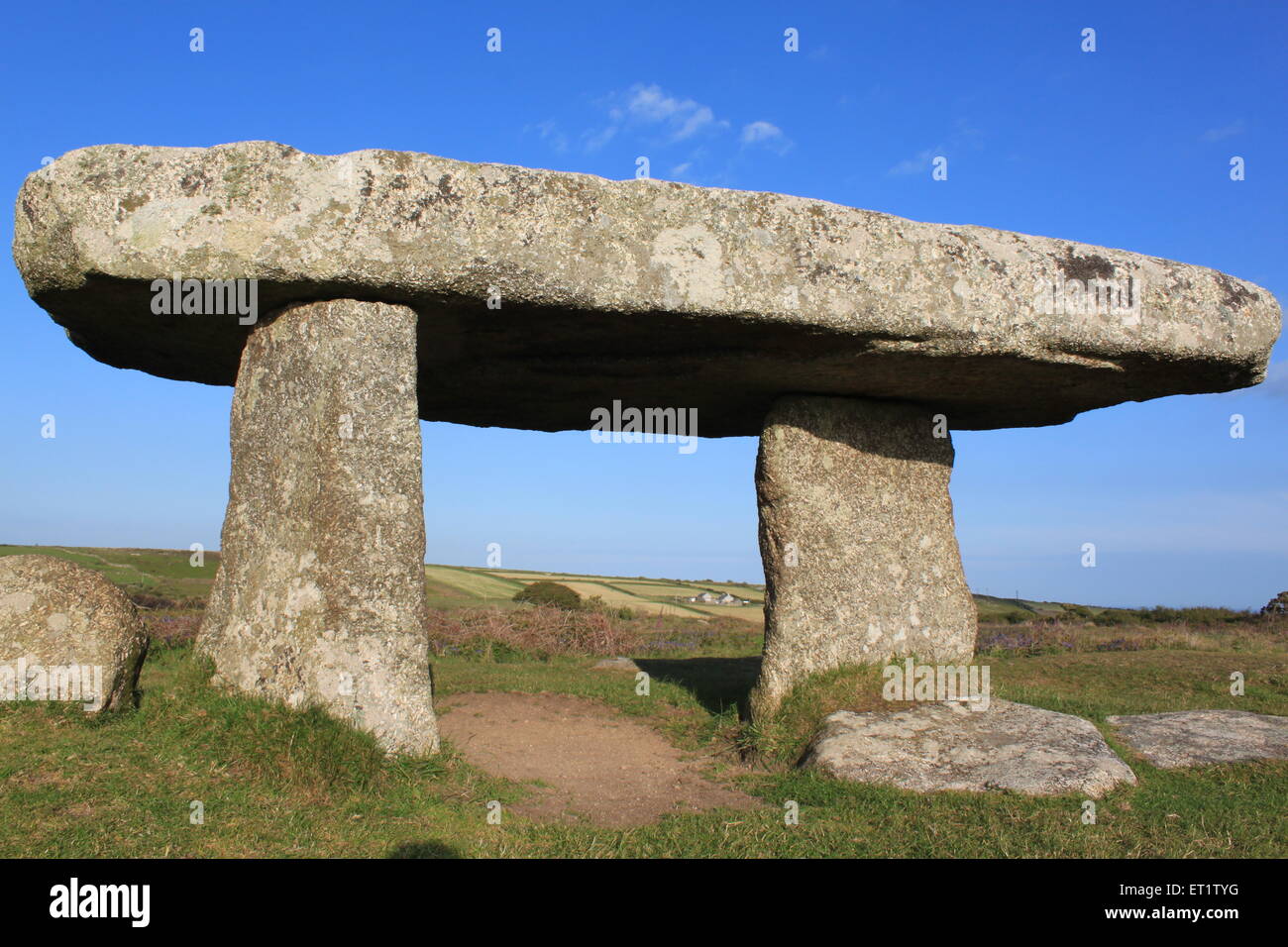 lanyon quoit standing stones in penwith cornwall Stock Photo - Alamy