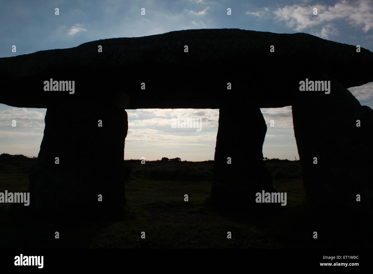 lanyon quoit standing stones in penwith cornwall Stock Photo - Alamy