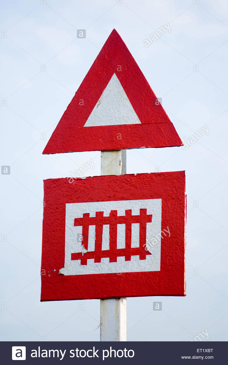 Indian Railway Crossing Stock Photos & Indian Railway Crossing Stock ...