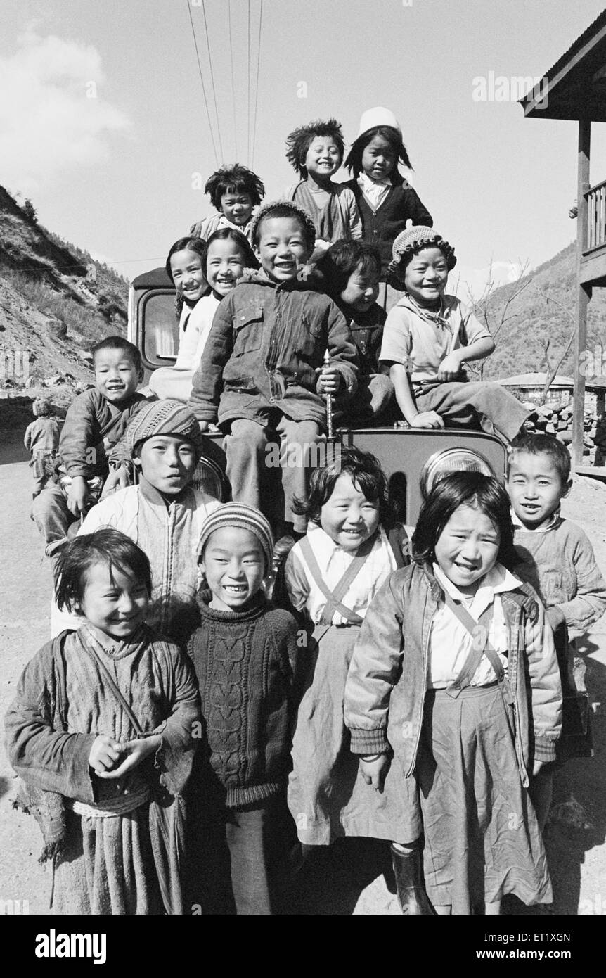 Monpa tribes hi-res stock photography and images - Alamy