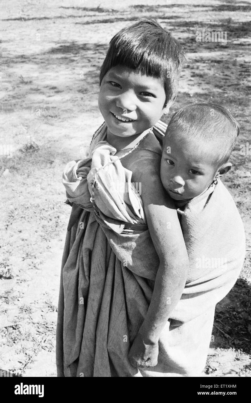 Tribal children hi-res stock photography and images - Alamy