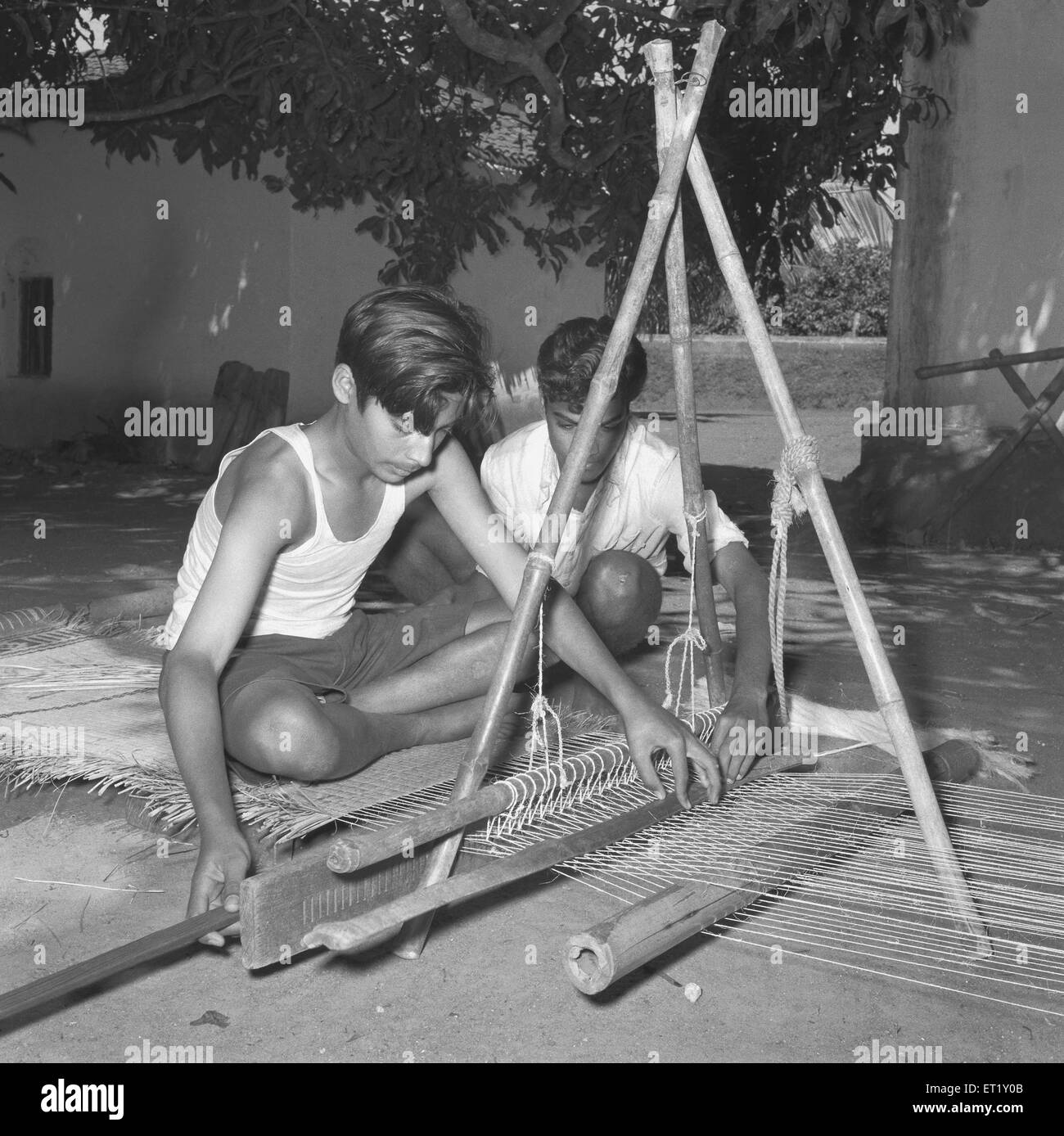 Reed mat india hi-res stock photography and images - Alamy