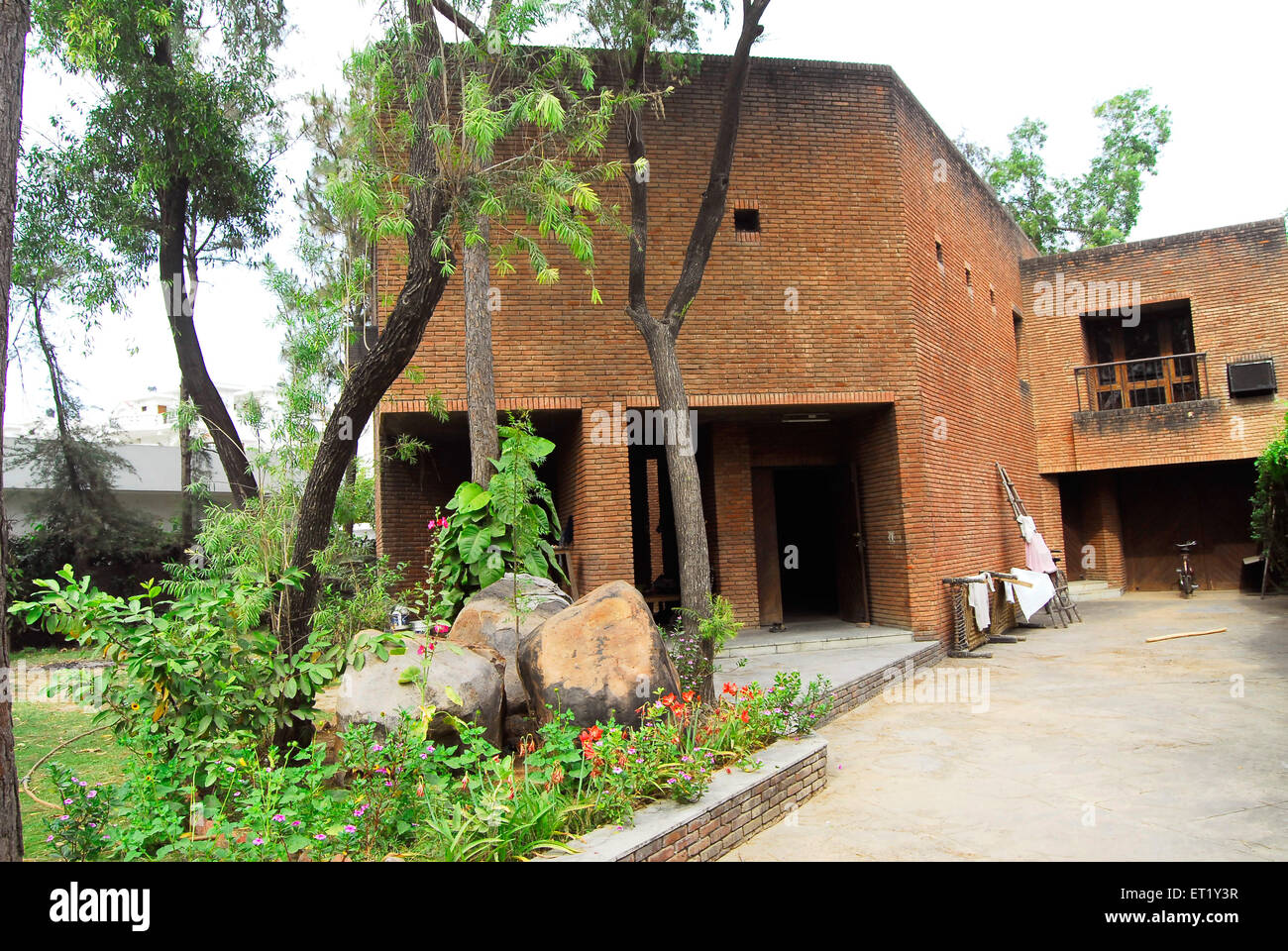 M. F. Husain; Indian artist; Maqbool Fida Husain, M. F. Hussain; house ...
