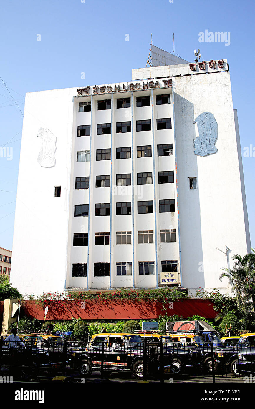 Churchgate architecture hi-res stock photography and images - Alamy