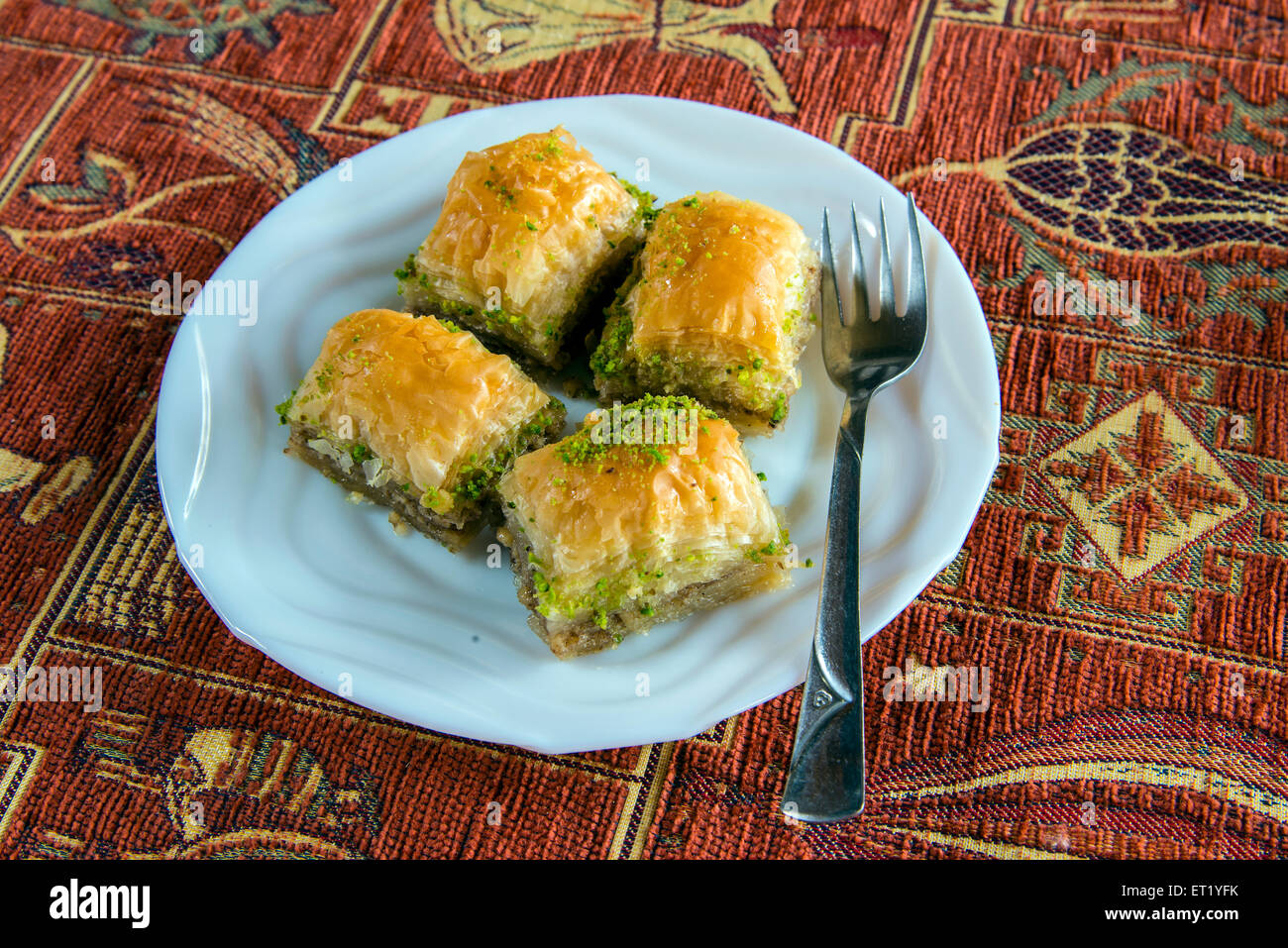 Plate with traditional baklava Turkish sweet Stock Photo - Alamy