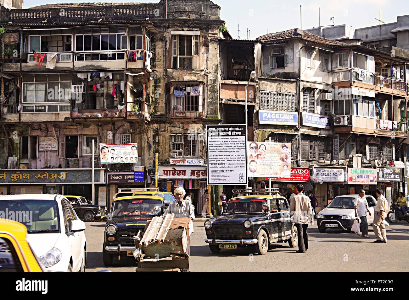 Chawl Housing Stock Photos & Chawl Housing Stock Images - Alamy