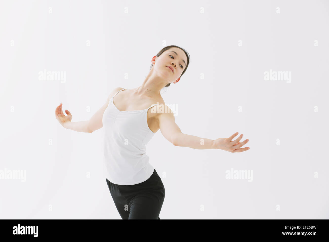Japanese female dancer Stock Photo - Alamy