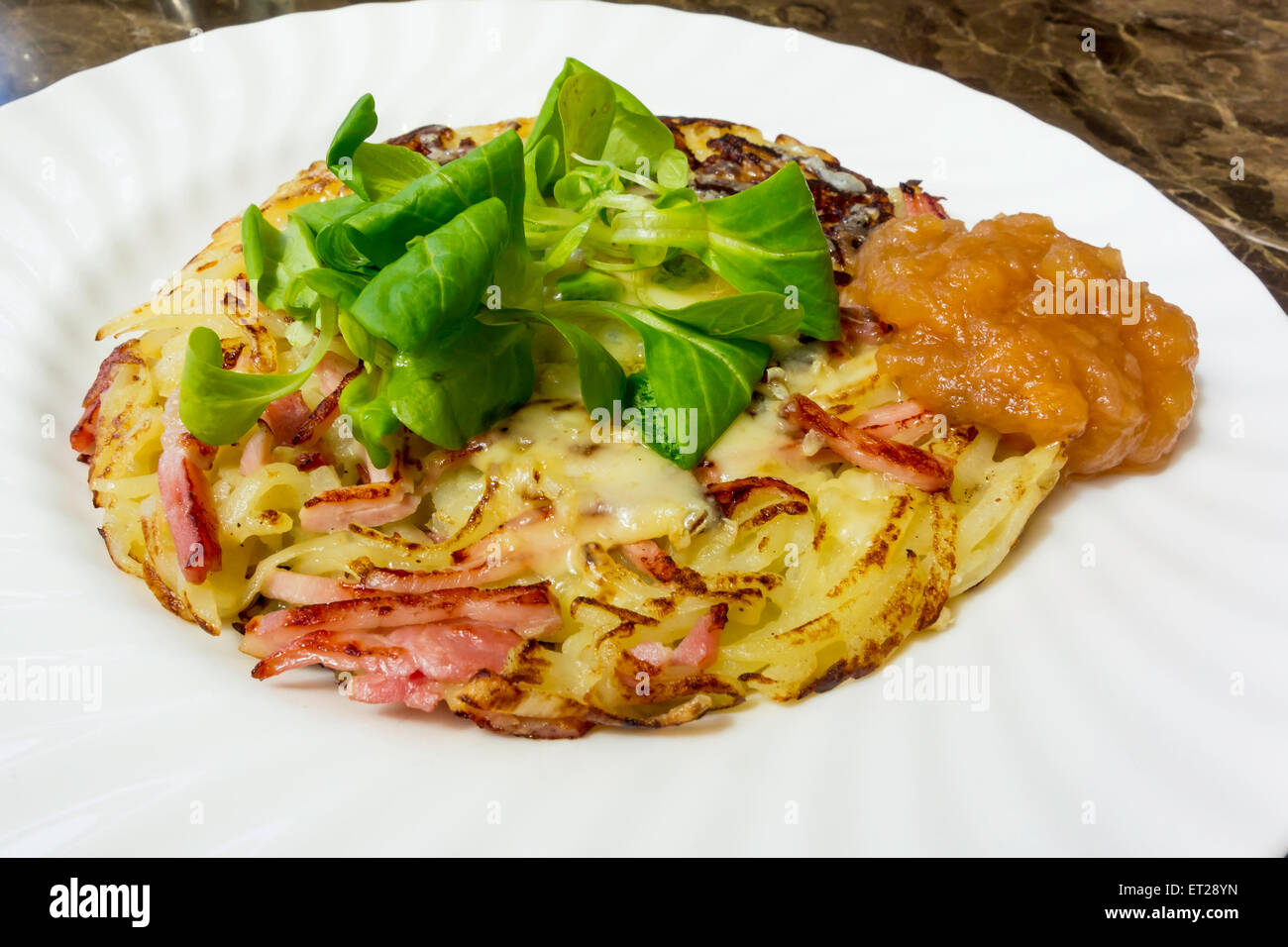 Raclette rosti hi-res stock photography and images - Alamy