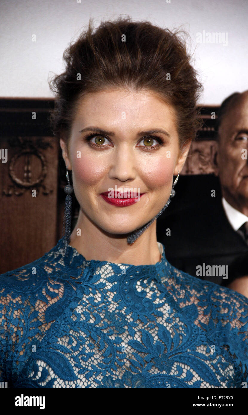 Sarah lancaster hi-res stock photography and images - Alamy