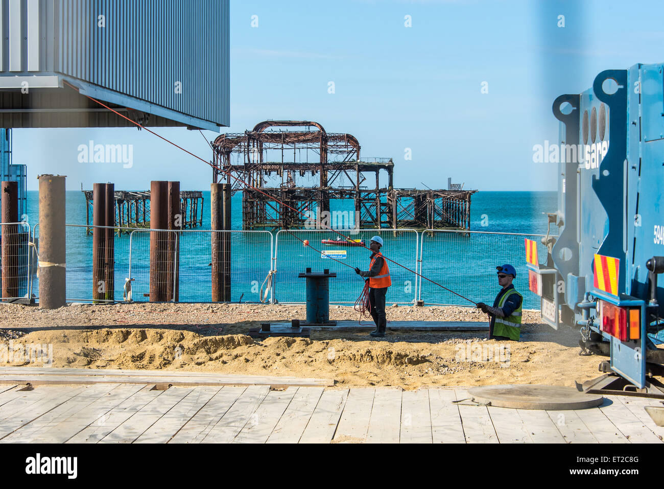 Brighton, UK. 11th June, 2015. i360 tower components arrive by barge at ...
