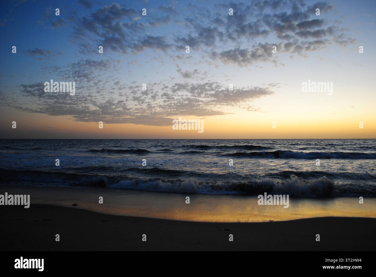 Silver sunset with reflections hi-res stock photography and images - Alamy