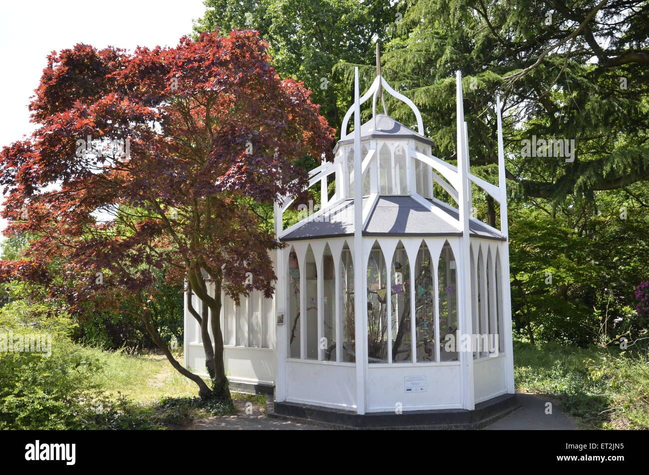 The Aviary at Cannizaro Park, Wimbledon Stock Photo - Alamy