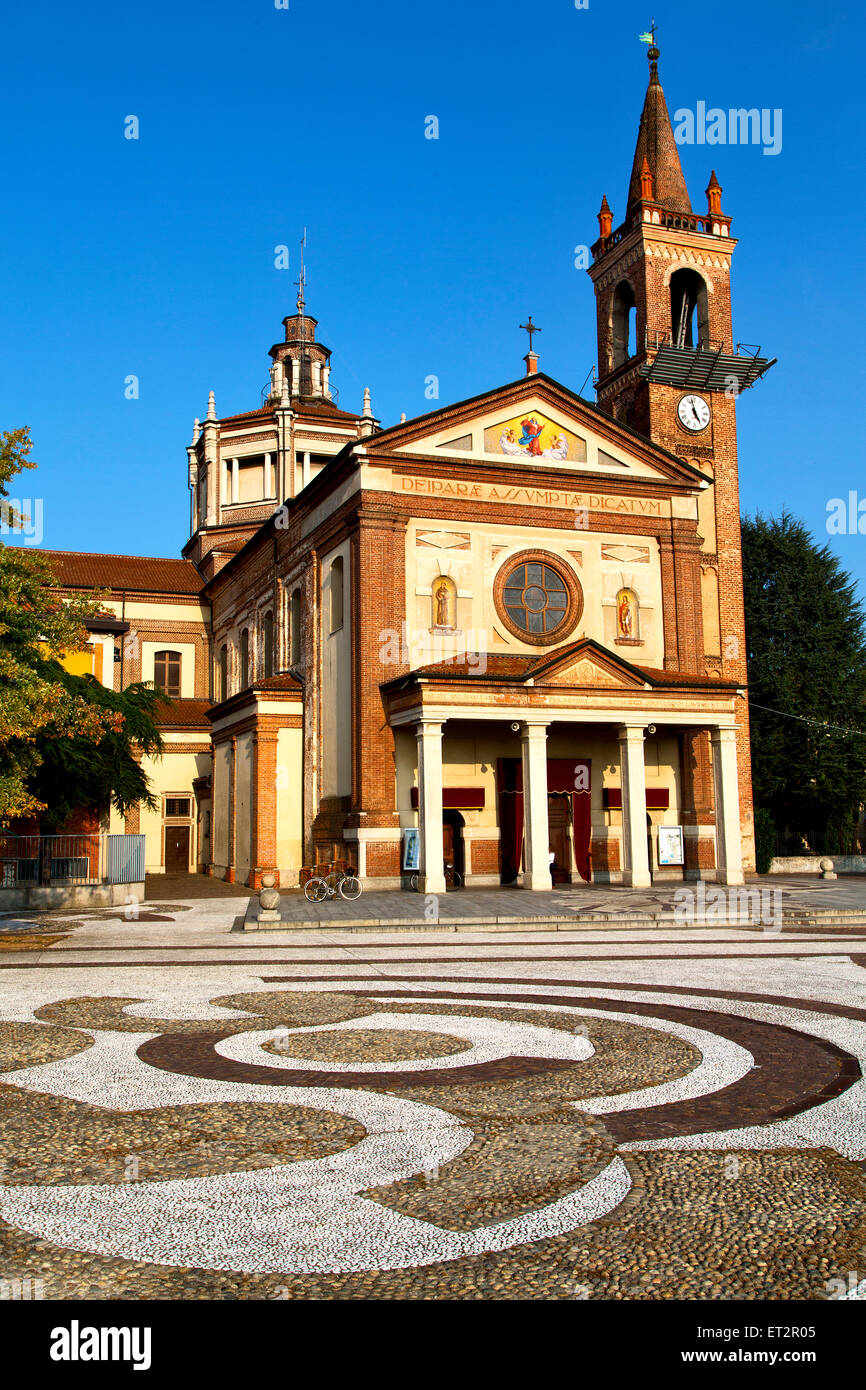in the parabiago old church closed brick tower sidewalk italy lombardy ...