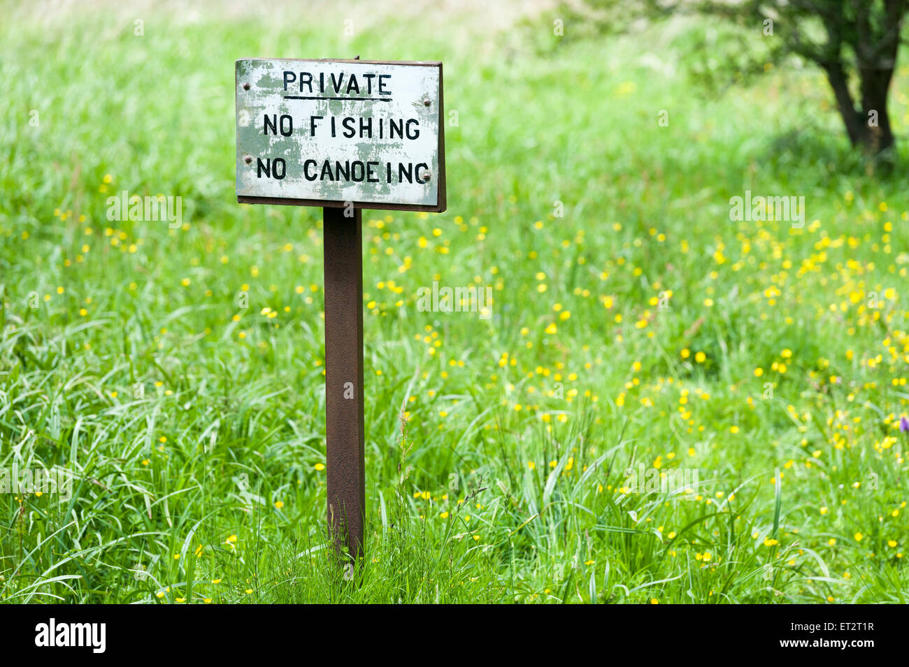 Private no fishing sign hi-res stock photography and images - Alamy