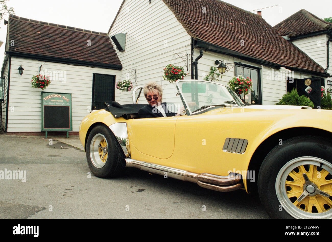 Rod stewart hi-res stock photography and images - Alamy