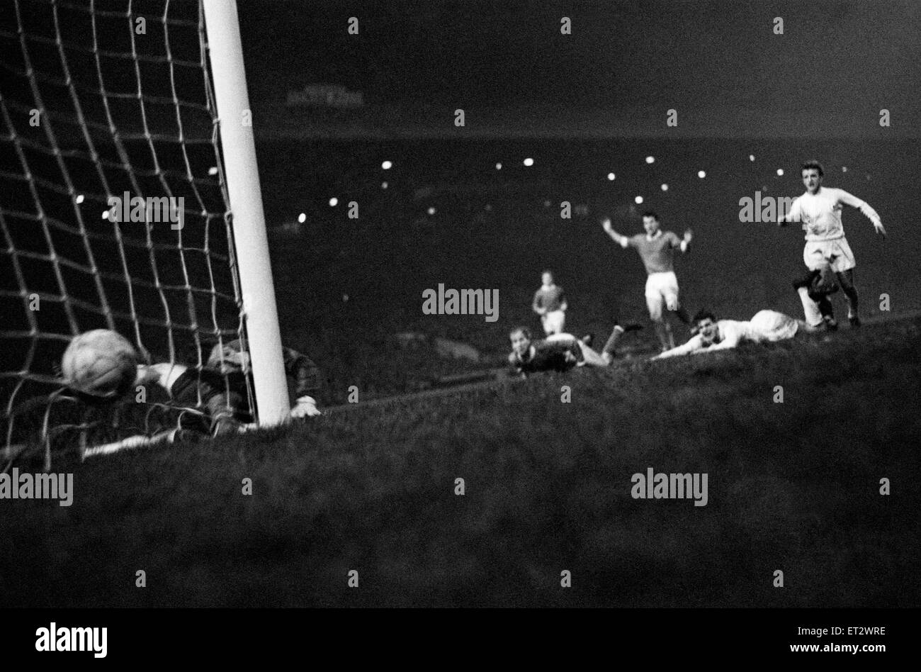 Tottenham hotspur 1963 hi-res stock photography and images - Alamy