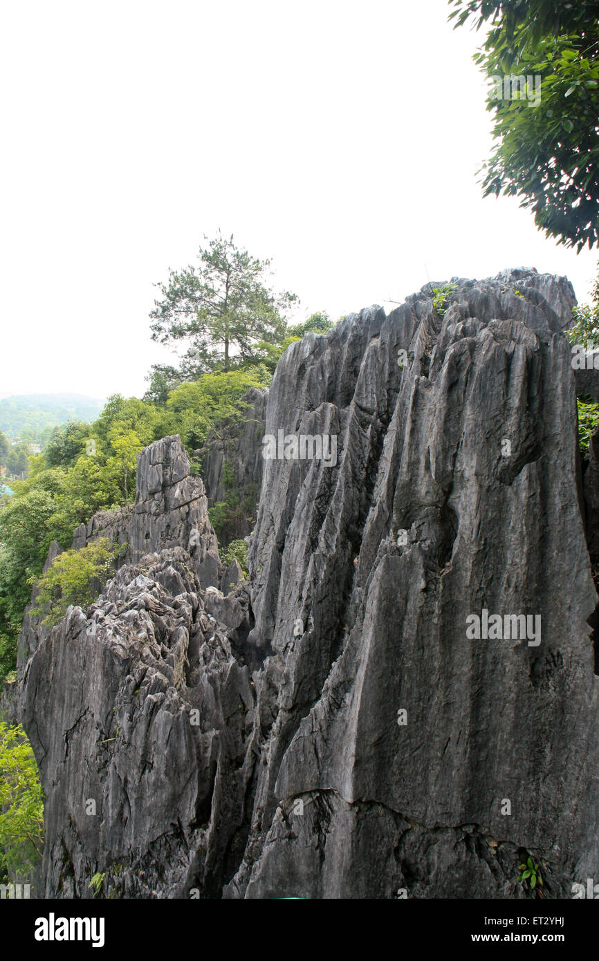 The sharp peaks of the mountains - the Stone Forest Stock Photo - Alamy