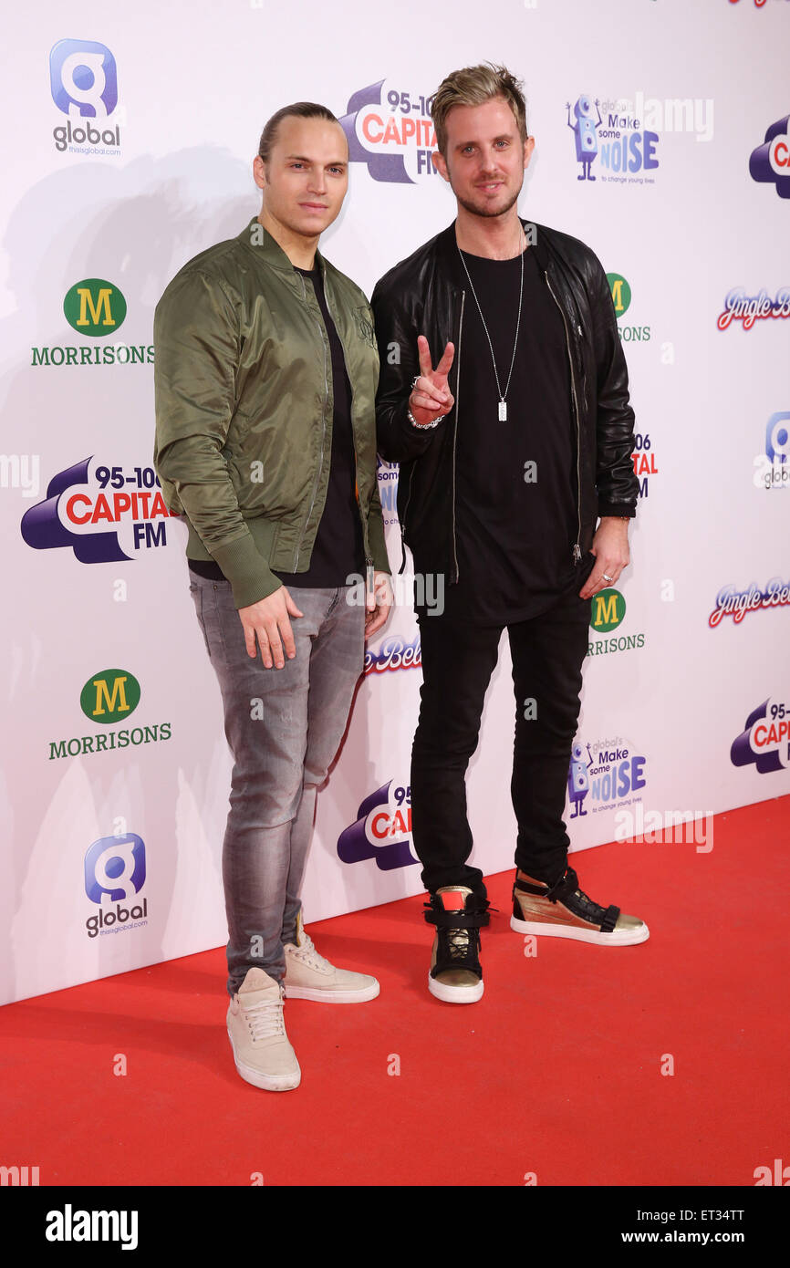 Sigma and cameron edwards and joe lenzie hi-res stock photography and ...