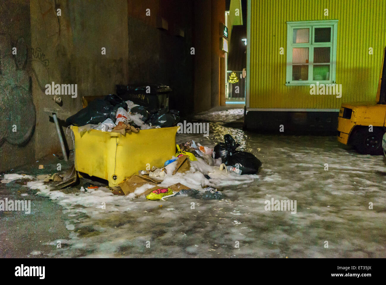 Container overflowing with garbage, Reykjavik, Iceland Stock Photo - Alamy