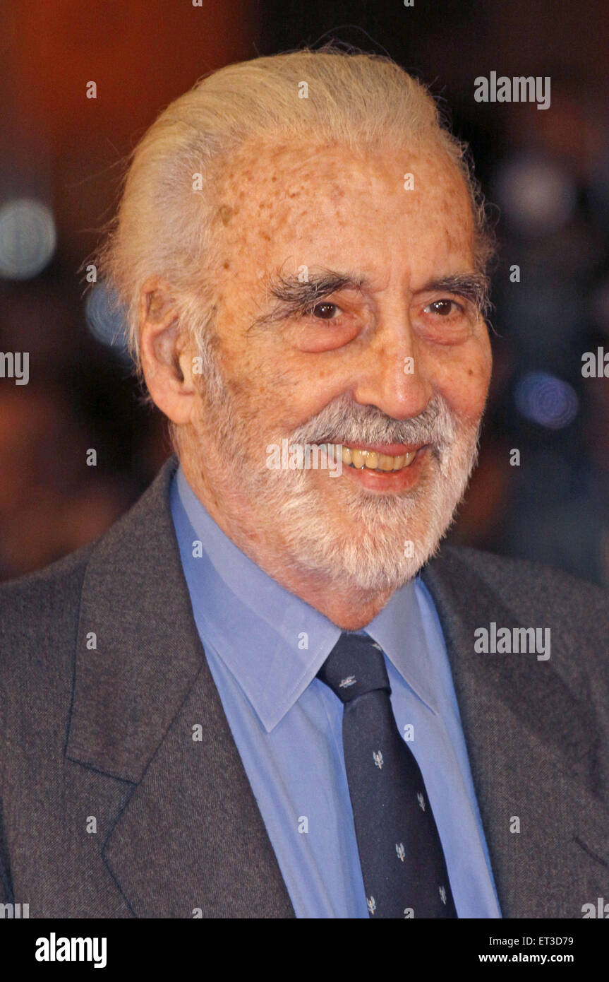 Actor christopher lee hi-res stock photography and images - Alamy