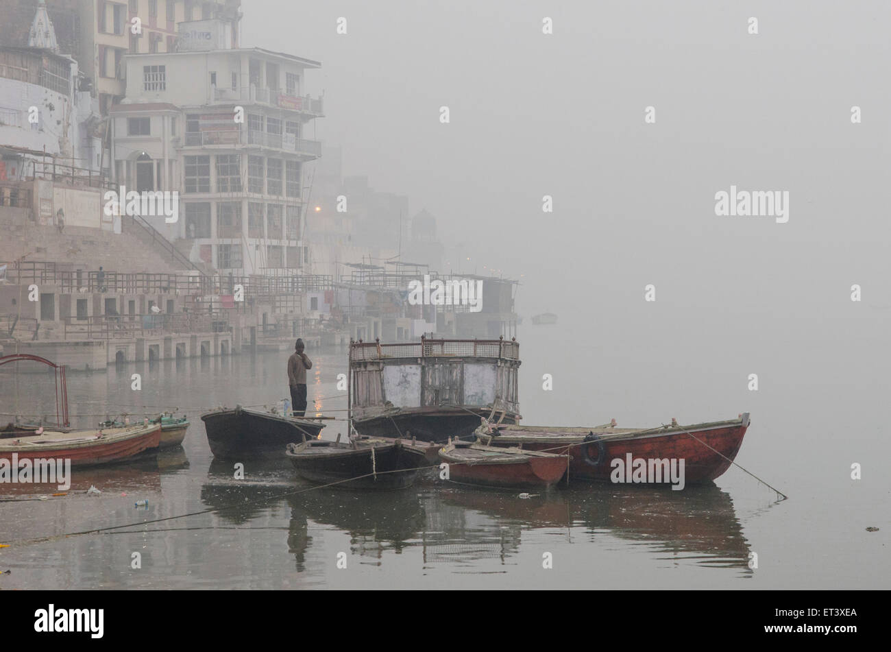 Ganges shoreline at varanasi hi-res stock photography and images - Alamy