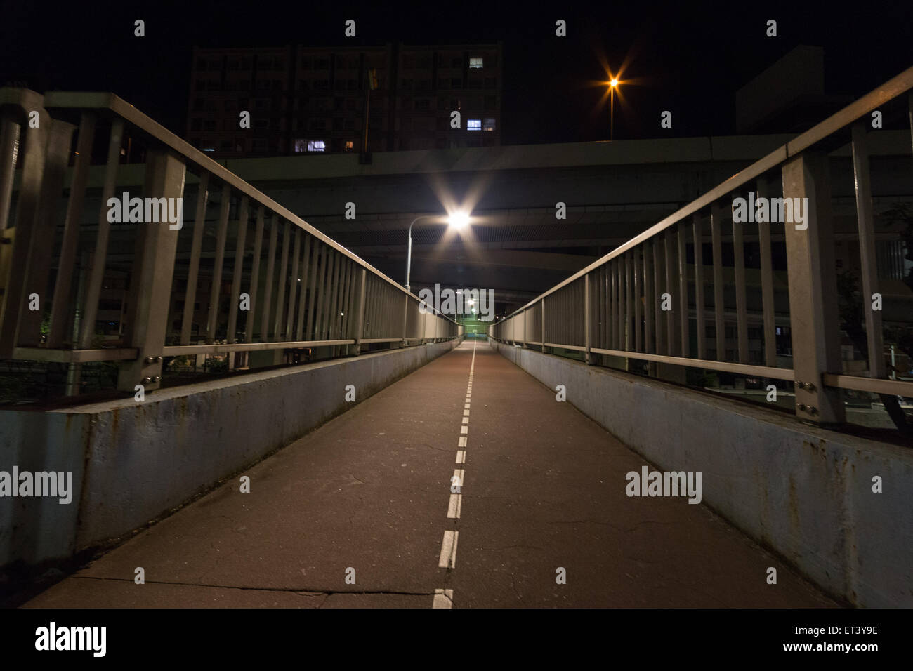 Empty tokyo hi-res stock photography and images - Alamy