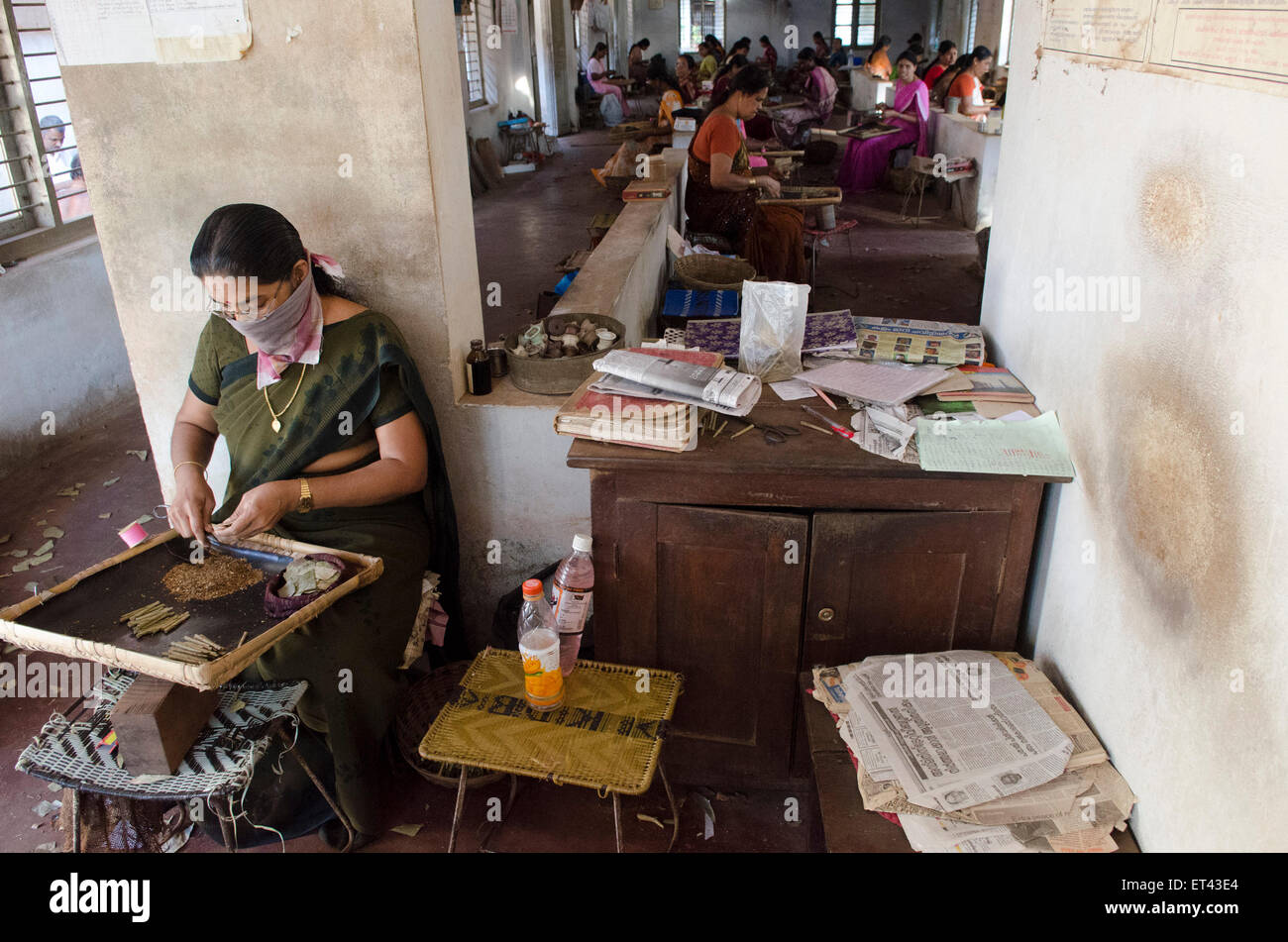 Indian cigarettes hi-res stock photography and images - Alamy