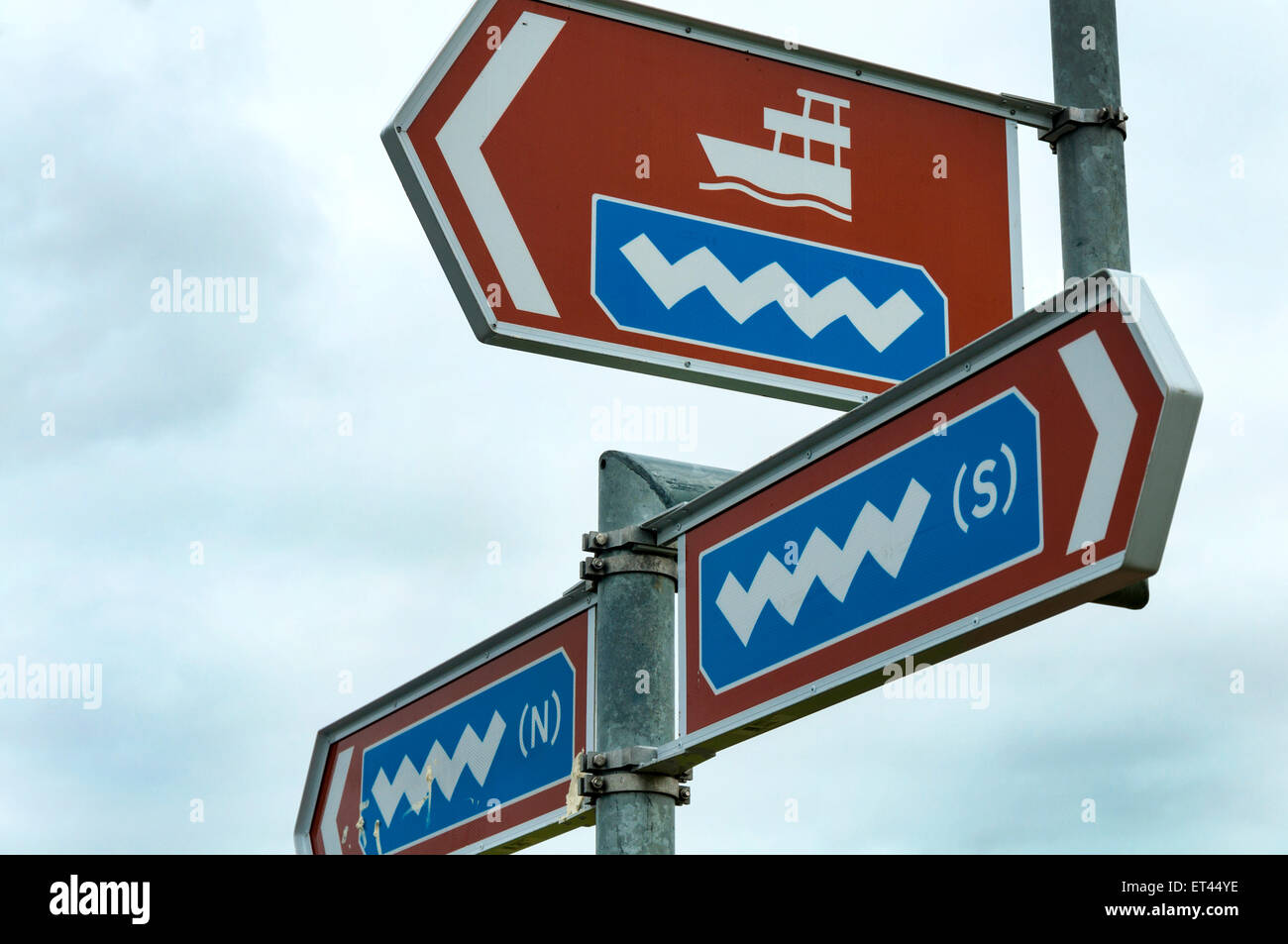 Sign for Wild Atlantic Way and Arranmore Ferry At Burtonport County ...