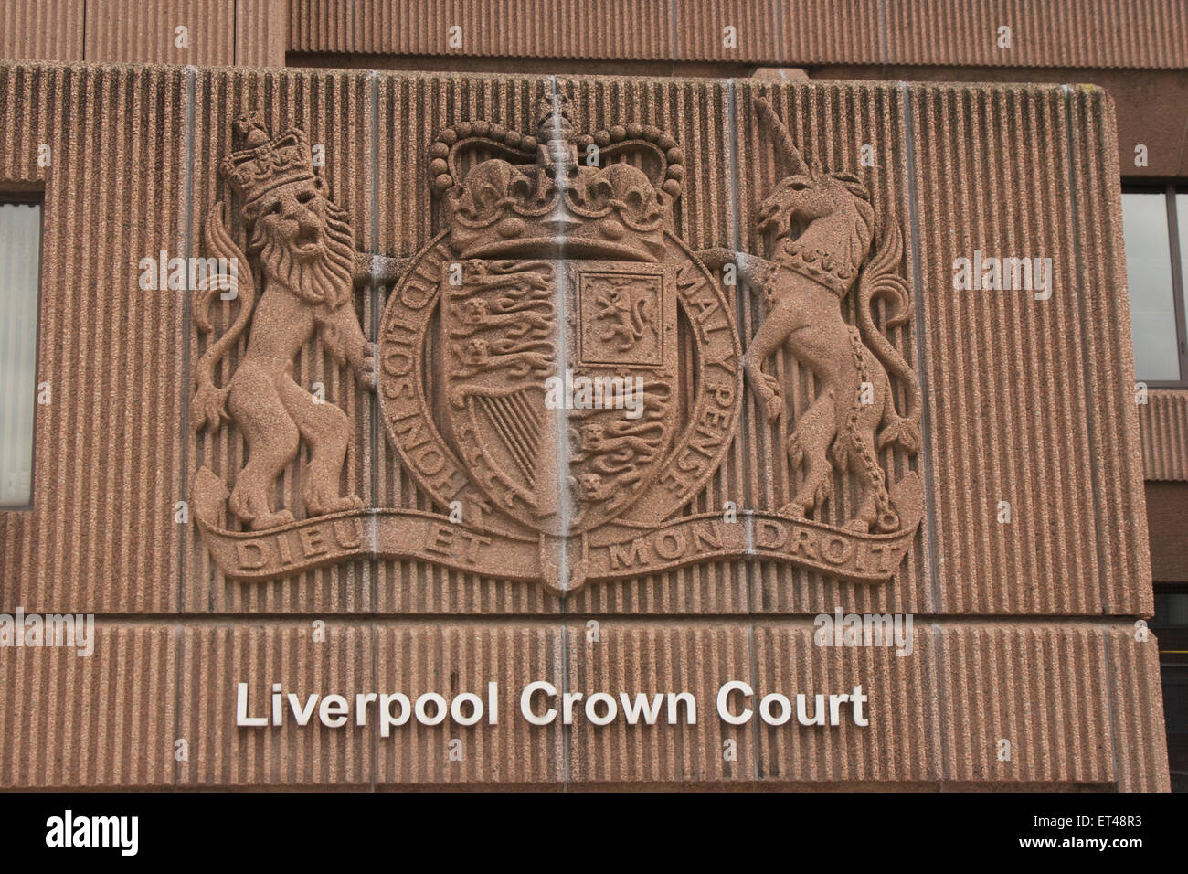 Liverpool Crown Court: Queen Elizabeth II Law Courts, in Derby County Square, Liverpool Stock ...