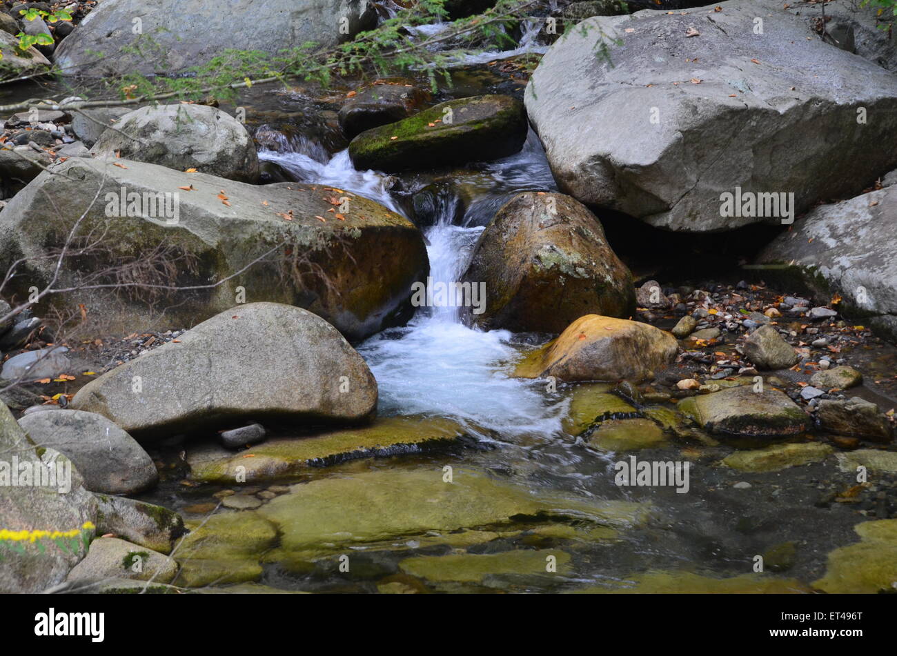 Water streams through rocks hi-res stock photography and images - Alamy