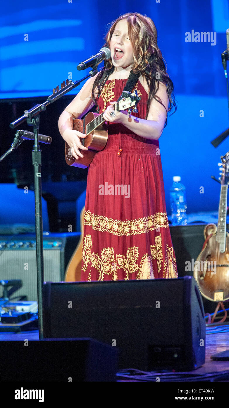 Jun. 10, 2015 - Nashville, Tennessee; USA - Musician EMILY SUNSHINE ...