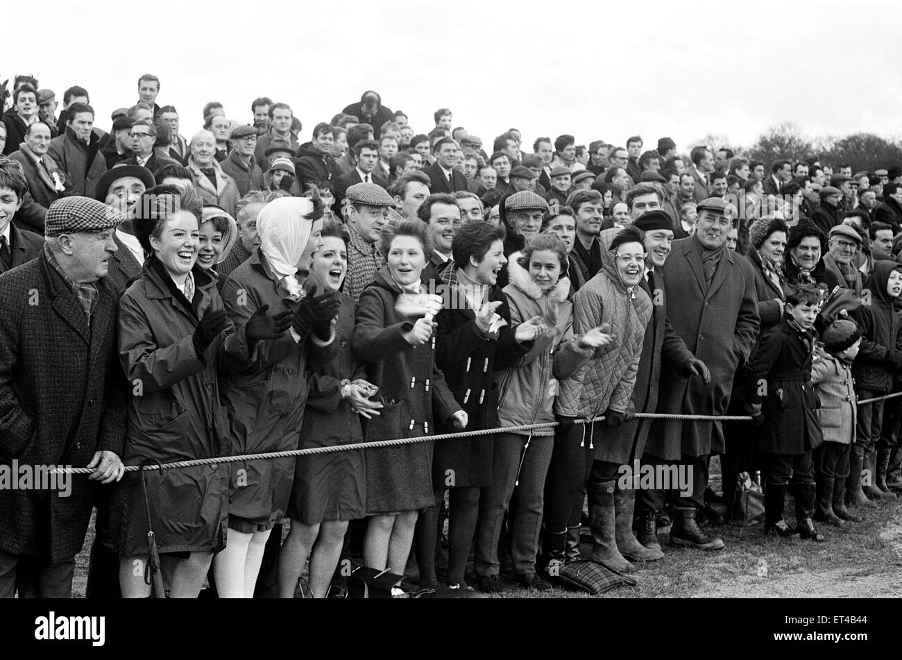 Tony allden highgate united f c v 1960s hi-res stock photography and ...
