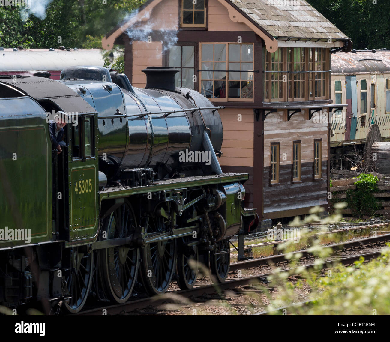 vintage steam locomotive at Quorn station, on the Great Central Railway ...