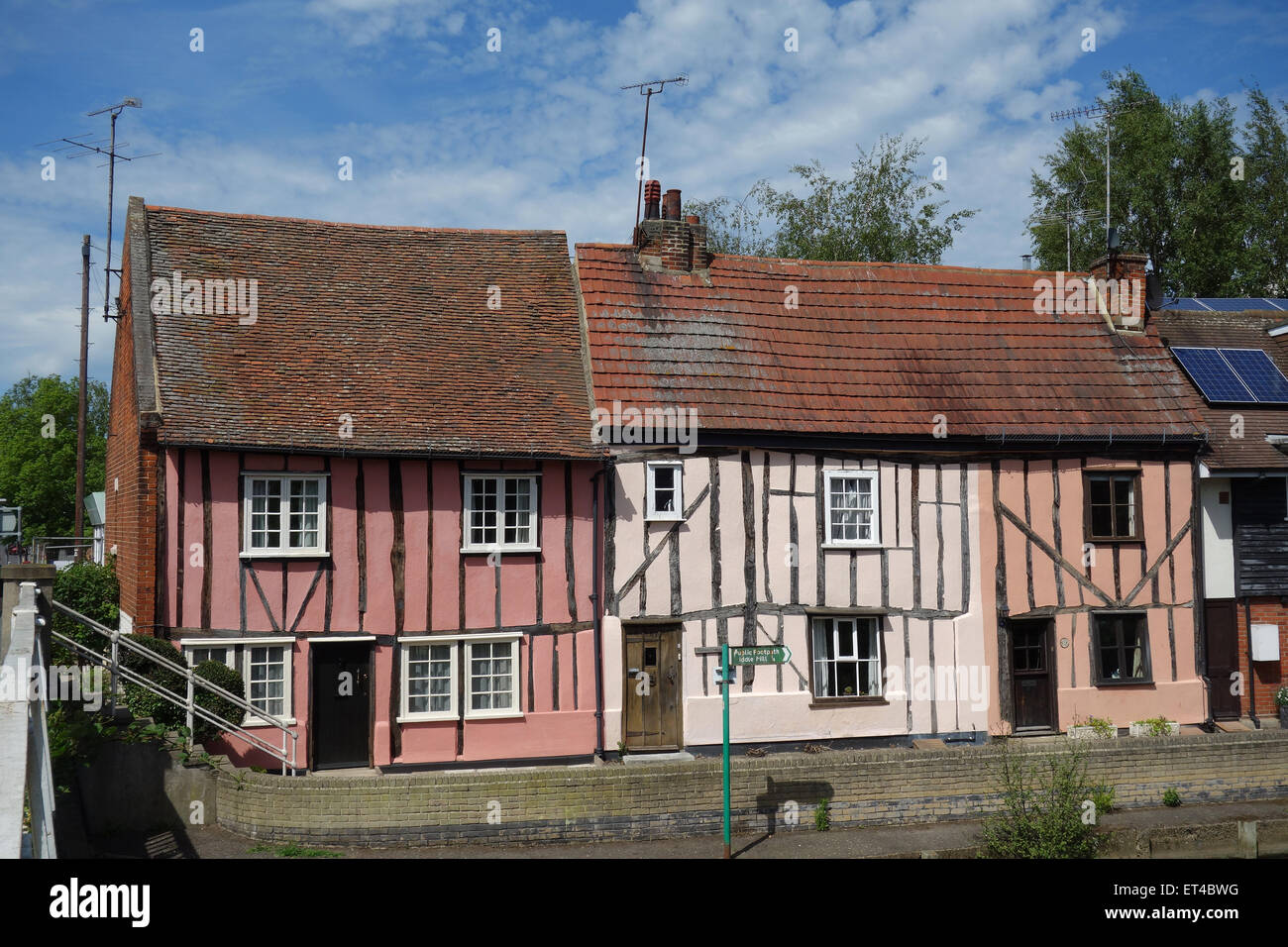 Timber framed houses beside the River Colne, Colchester, Essex Stock ...