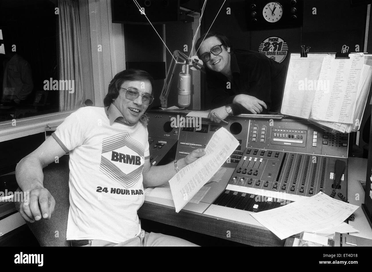 Radio programme hi-res stock photography and images - Alamy