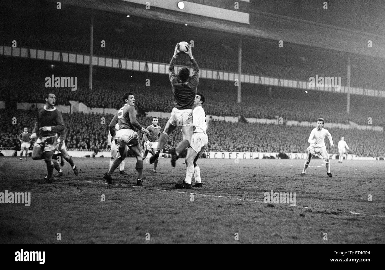 Tottenham hotspur cup winners cup 1963 hi-res stock photography and ...